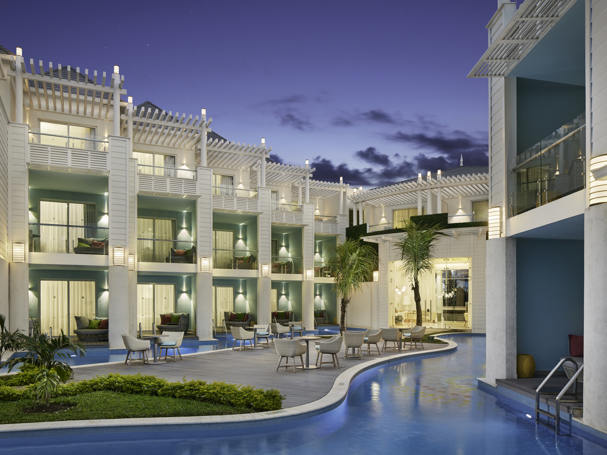 Accommodations | Azul Beach Resort Negril | Karisma Hotels & Resorts ...